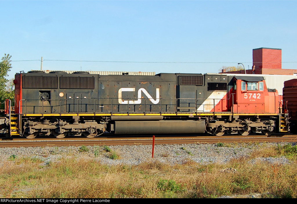 CN 5742